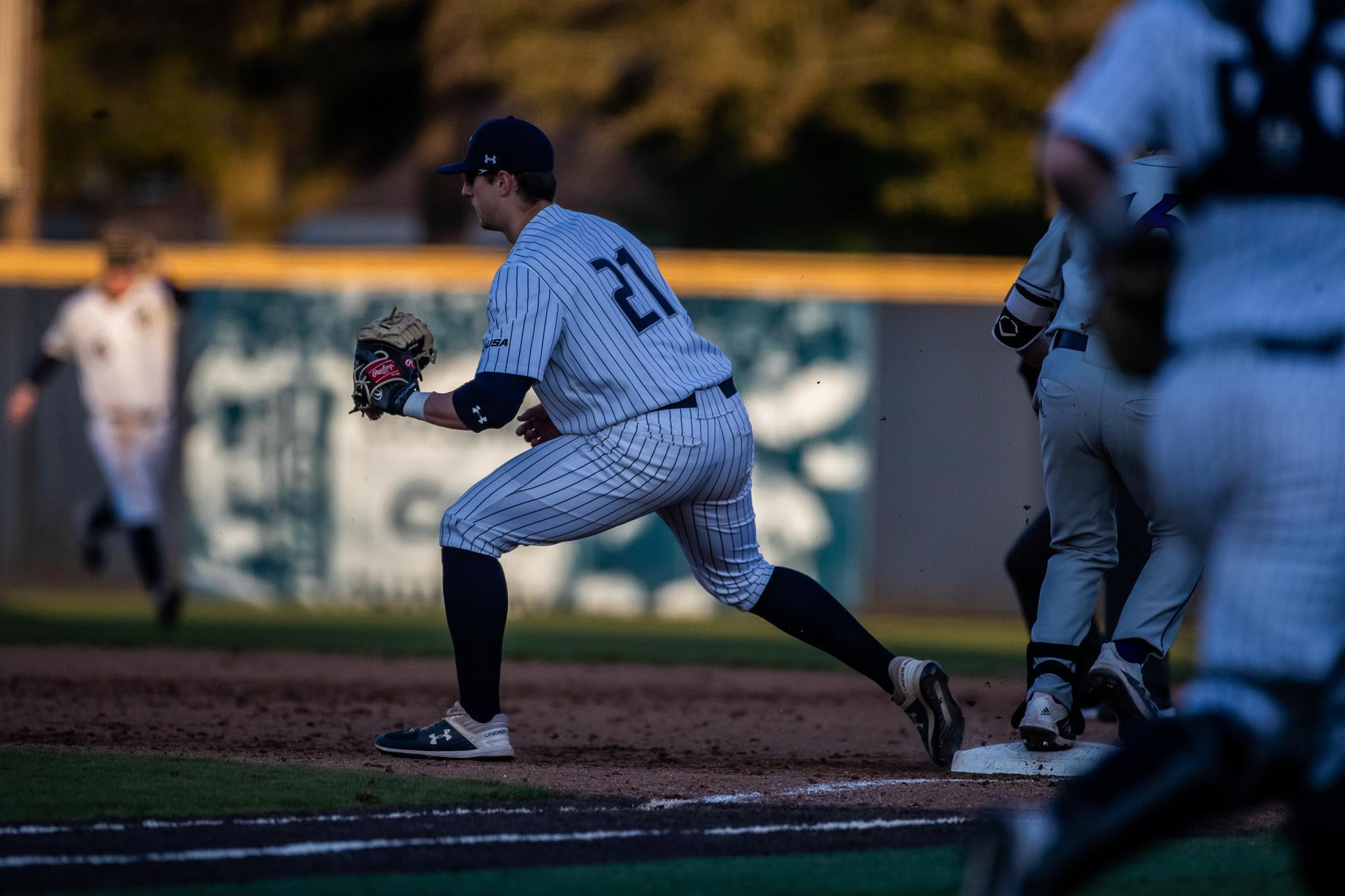 Baseball Drops 19-7 Contest to Yale - Old Dominion Athletics