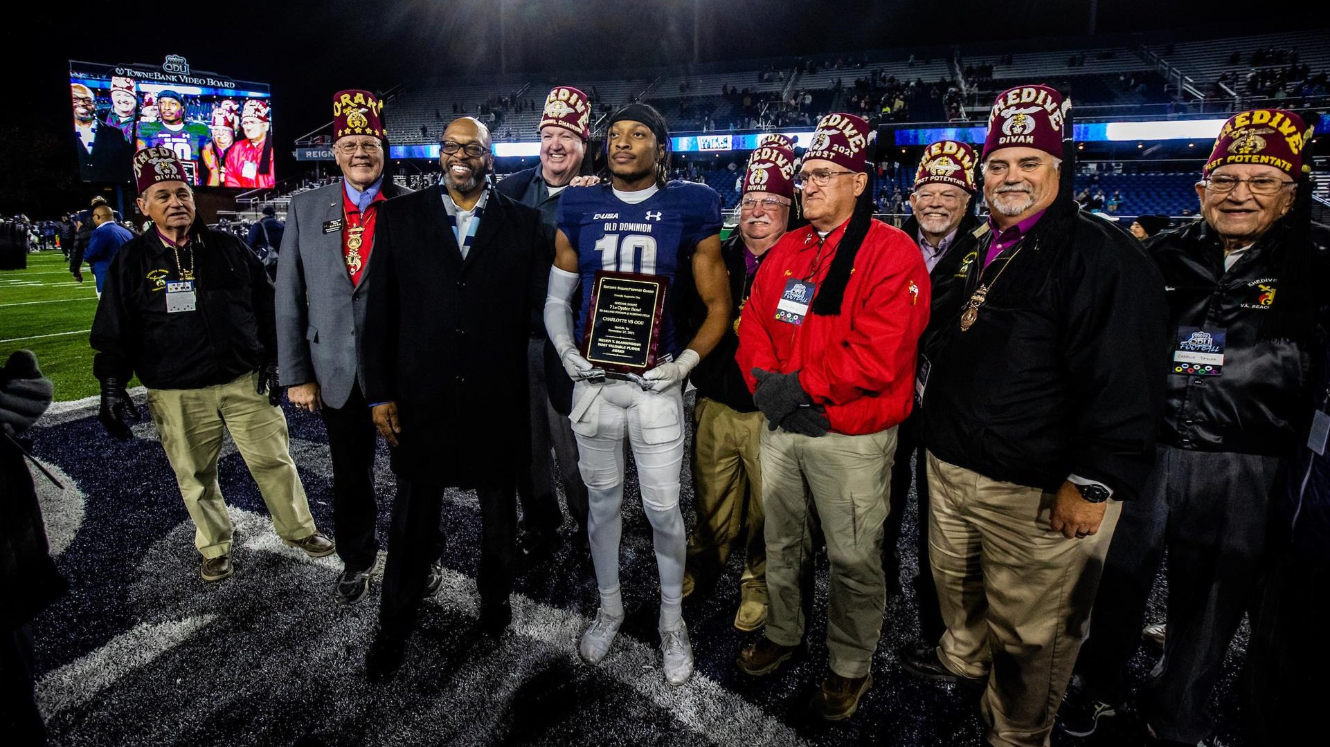 Minium: ODU Football Fans Expected to Dig Deep Today for Toys for Tots ...