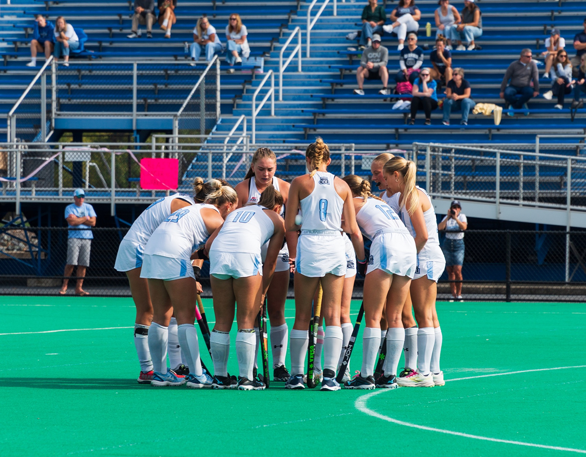 Field Hockey Cages Blue Hens 2-1 in Overtime - Old Dominion Athletics