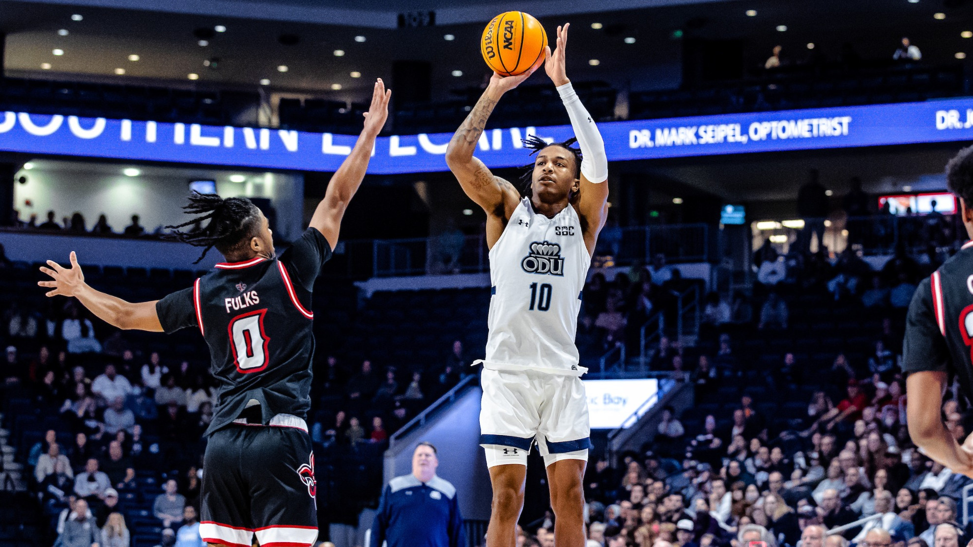 ODU Men's Basketball Team Holds Off Louisiana, 70-66, to Claim First ...
