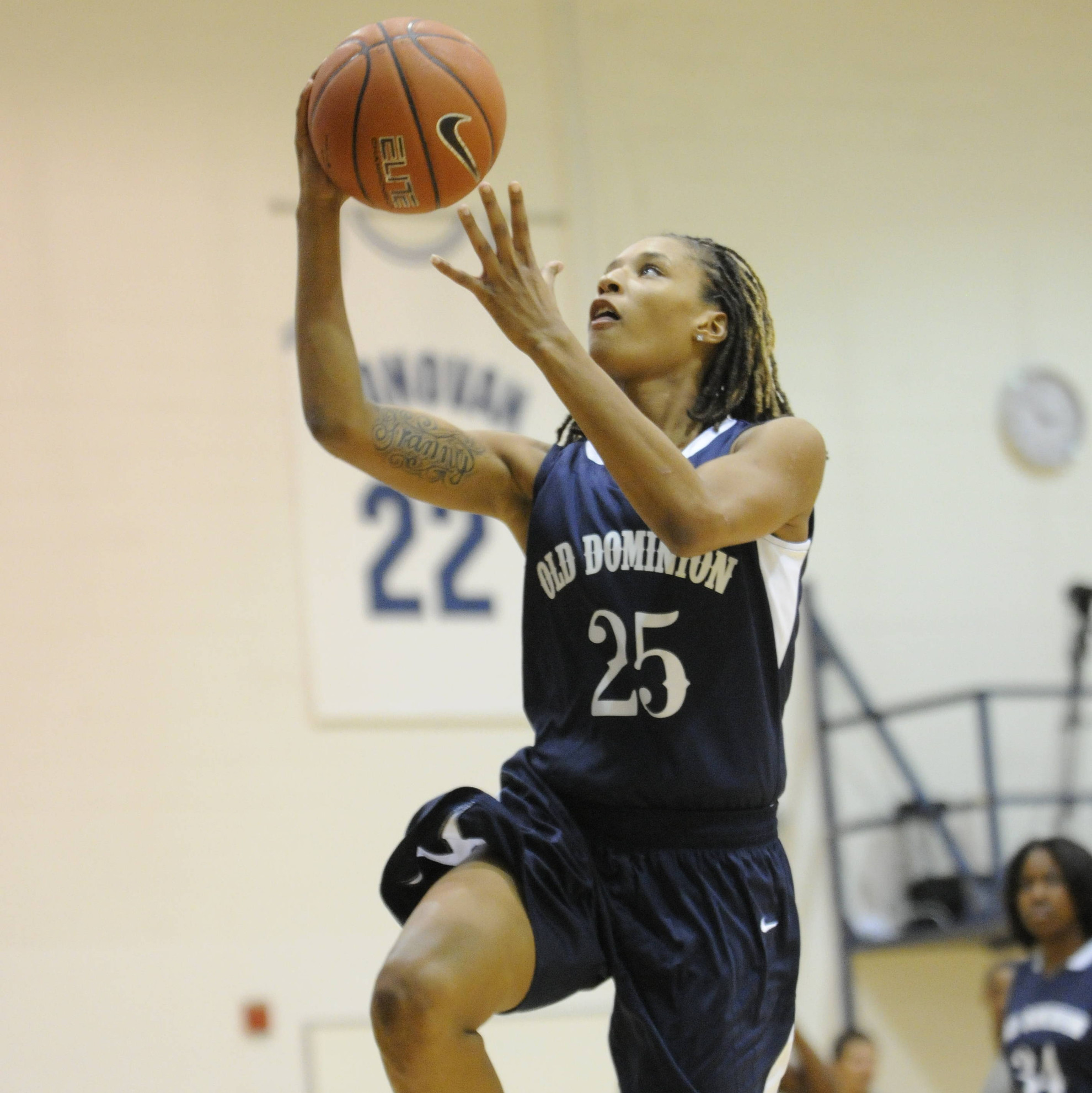 Jennie Simms Named NAACP Female Athlete of the Year - Old Dominion ...