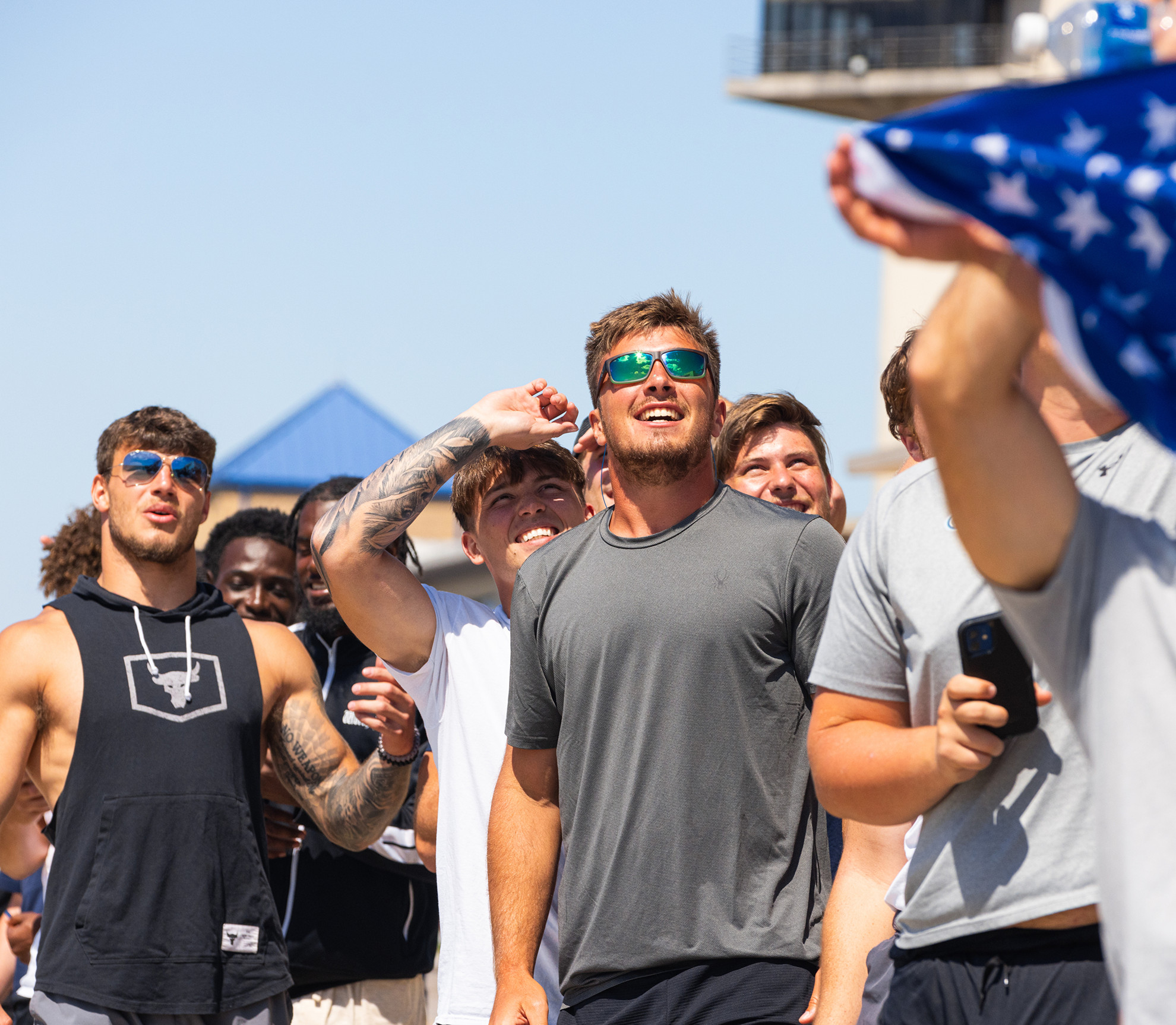 Minium: After Putting on a Show for ODU Football, Navy Pilots Worked ...