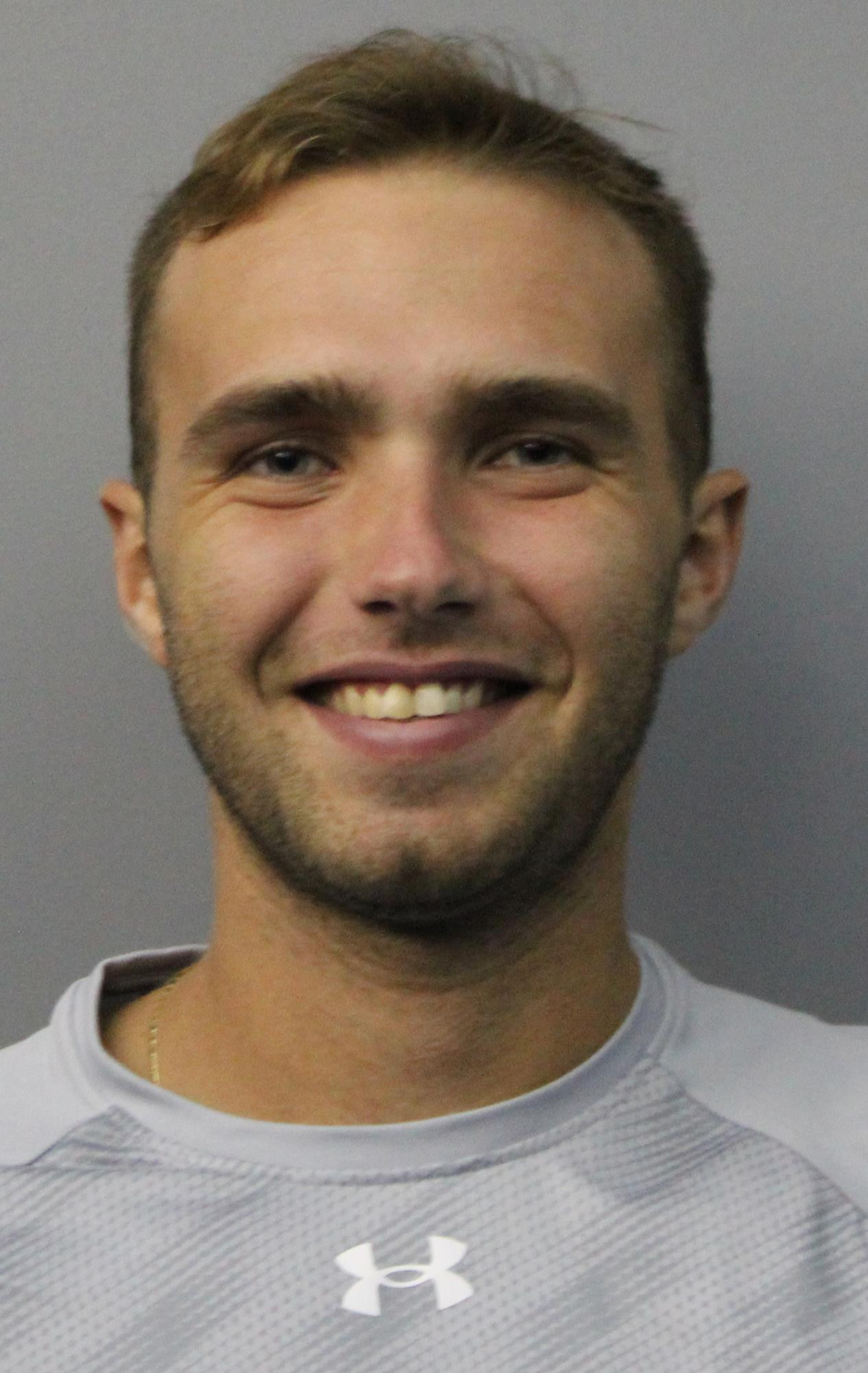 Nicola Vidal - Men's Tennis 2021-22 - Old Dominion Athletics