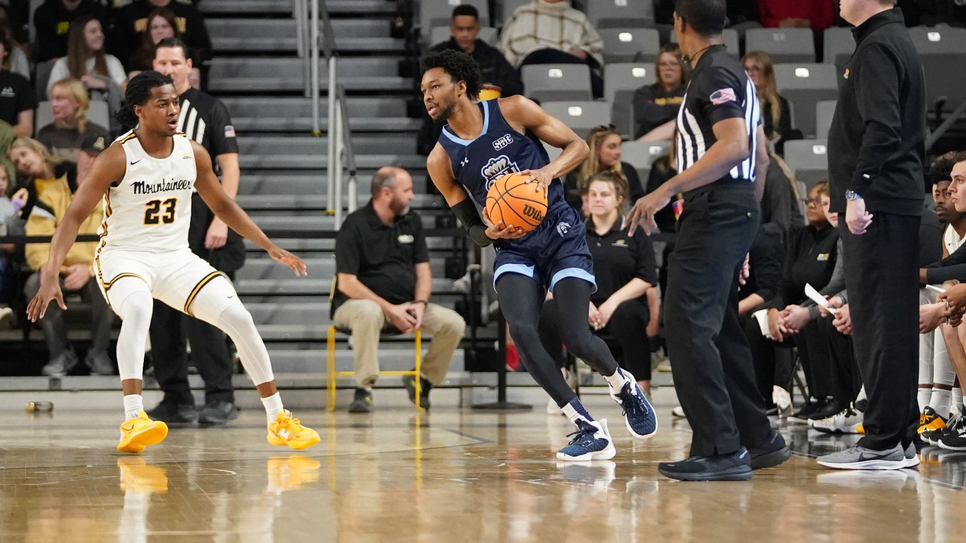 Men's Basketball Closes Road Regular Season Slate With 74-63 Win At App ...